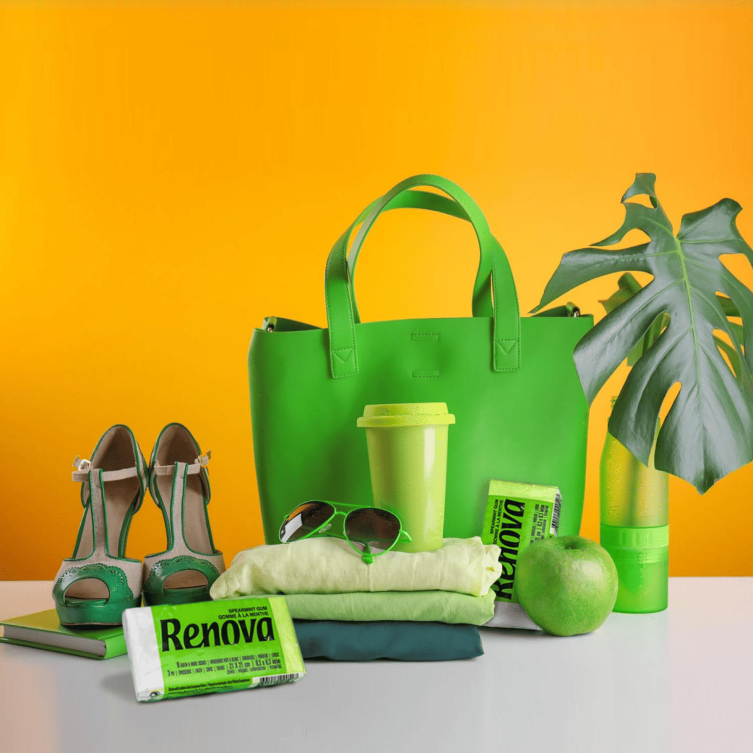 Green Pocket Tissue 18-Pack | Renova | 3-Ply